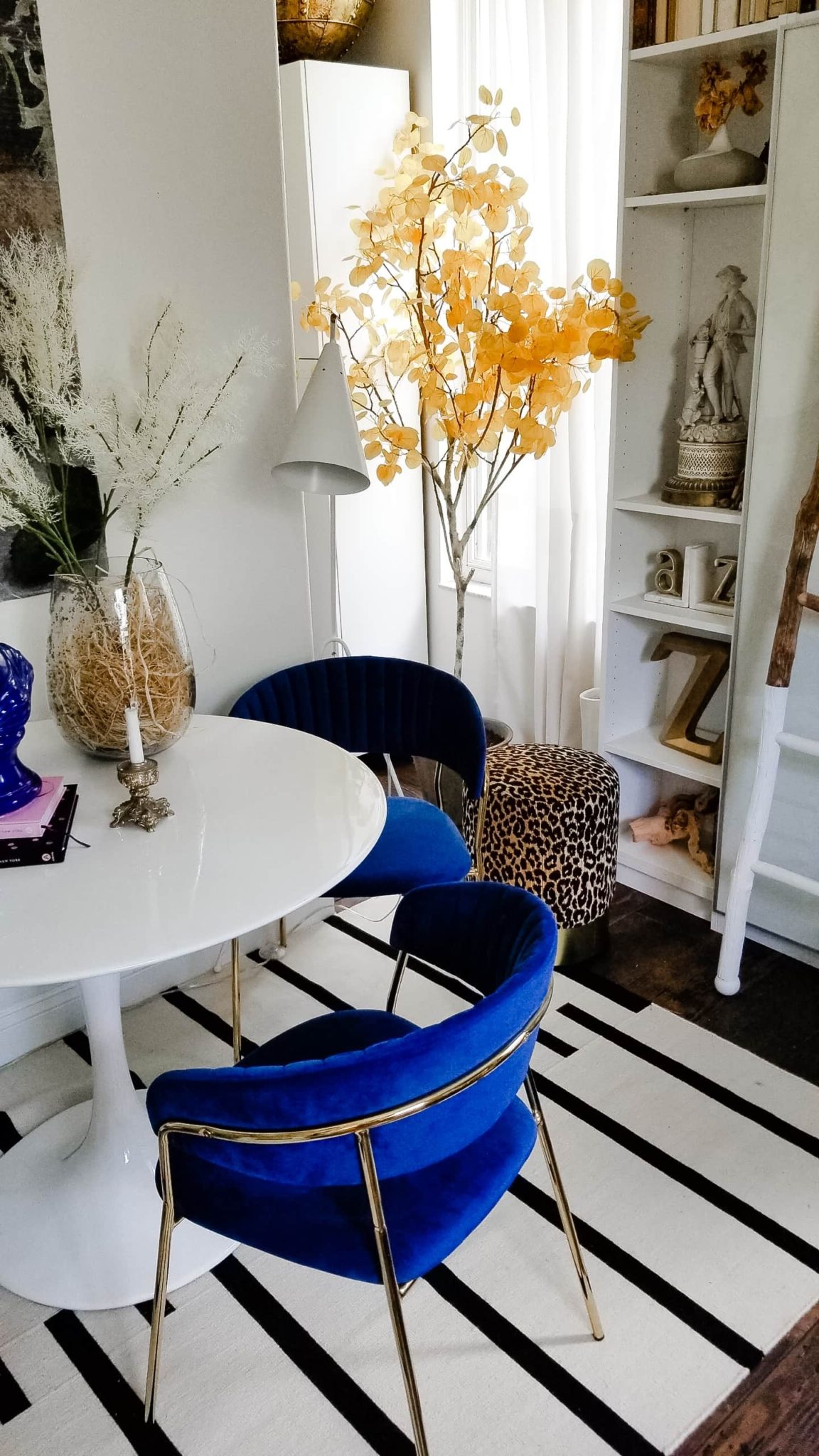 How to add a Pop of Color to your Home Decor - BEES 'N BURLAP